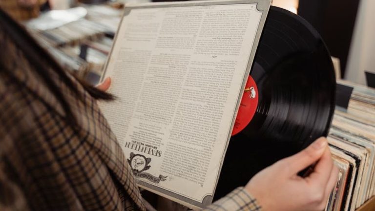Take a Closer Look at Your Vinyl Collection - These 5 Pressings Could ...