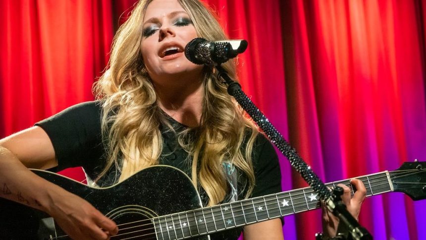 8 Musicians Who Were Told Their Career Was Over and Proved Every Doctor ...